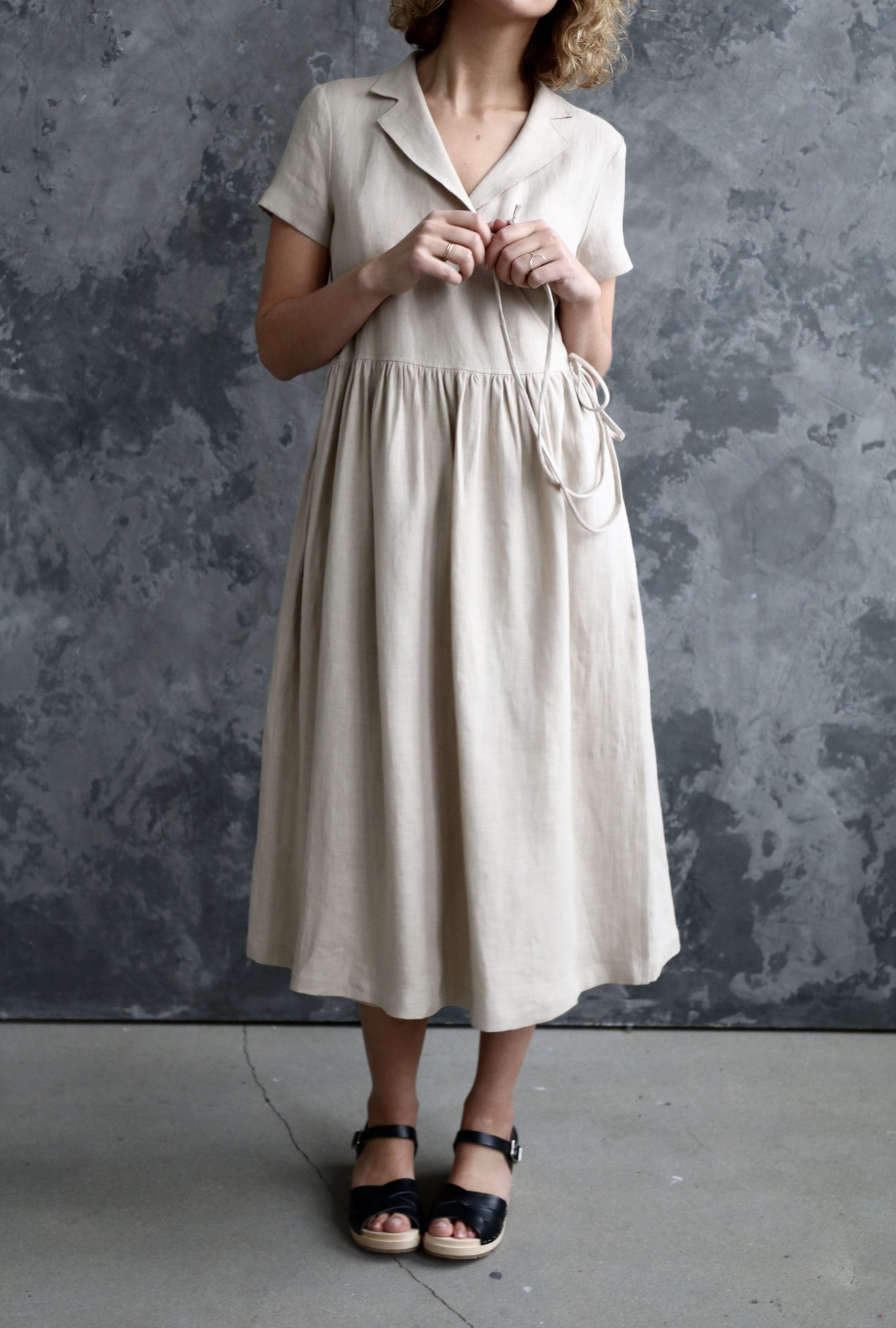 Linen wrap dress in beige – OffOn
