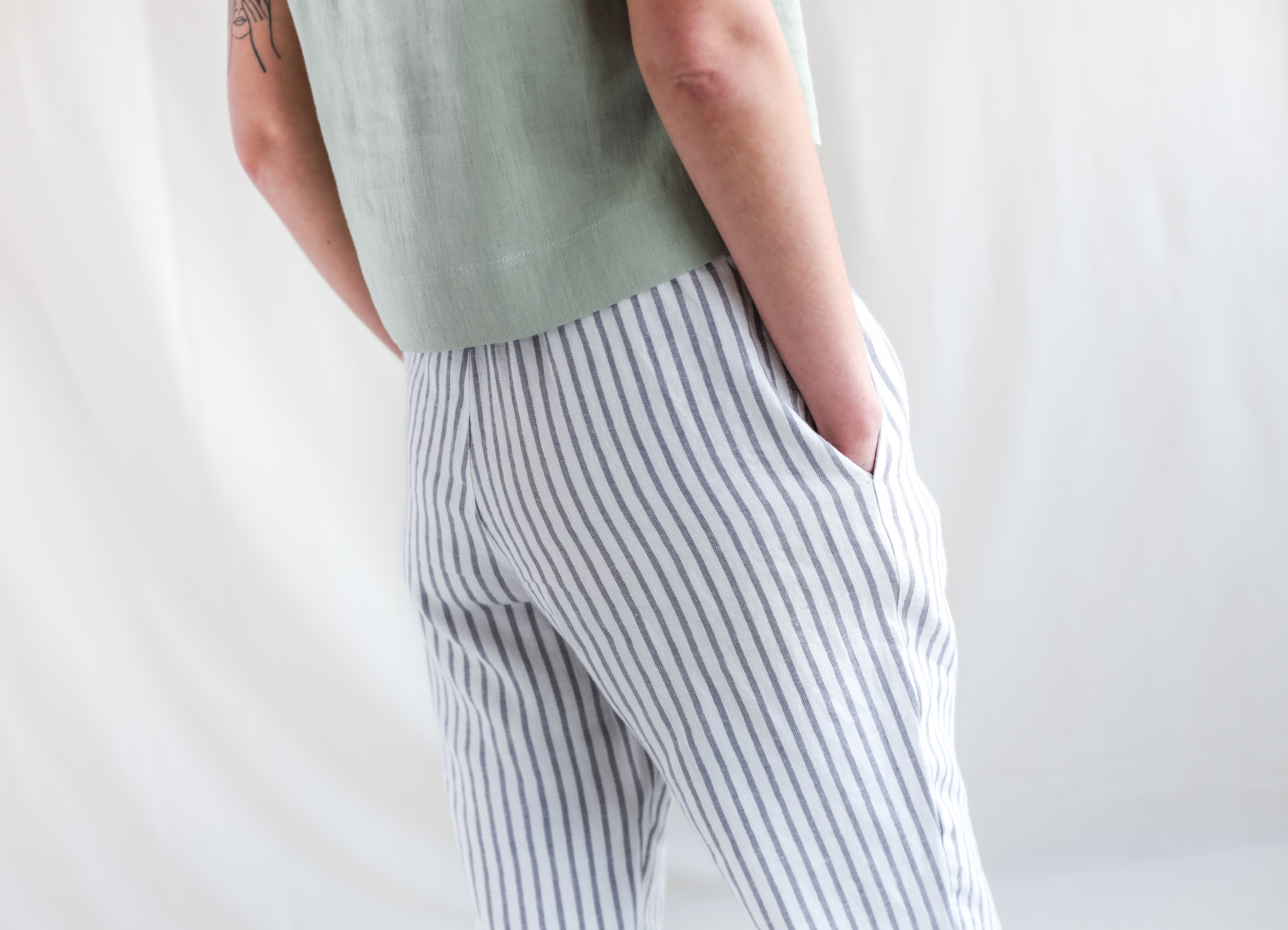 Cropped hem linen blouse – OffOn