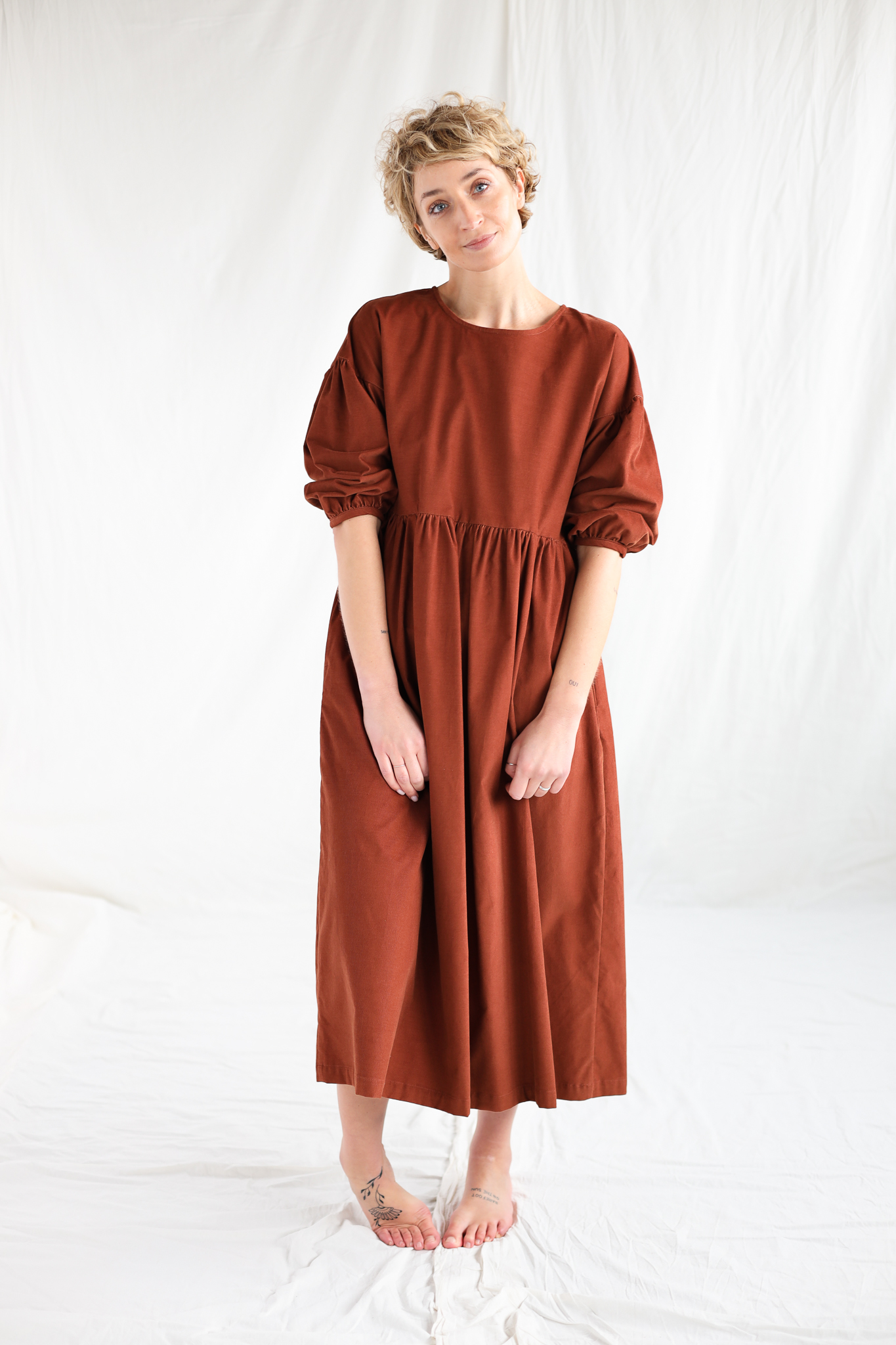 Drop shoulders needlecord dress PERLA – OffOn