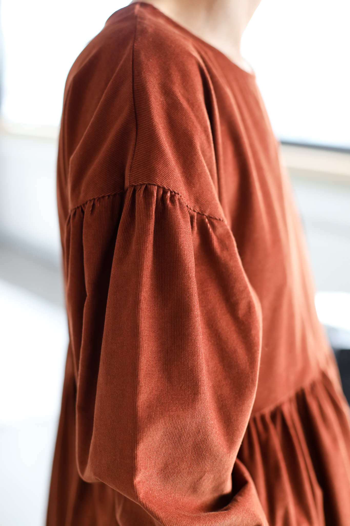 Drop shoulders needlecord dress PERLA – OffOn