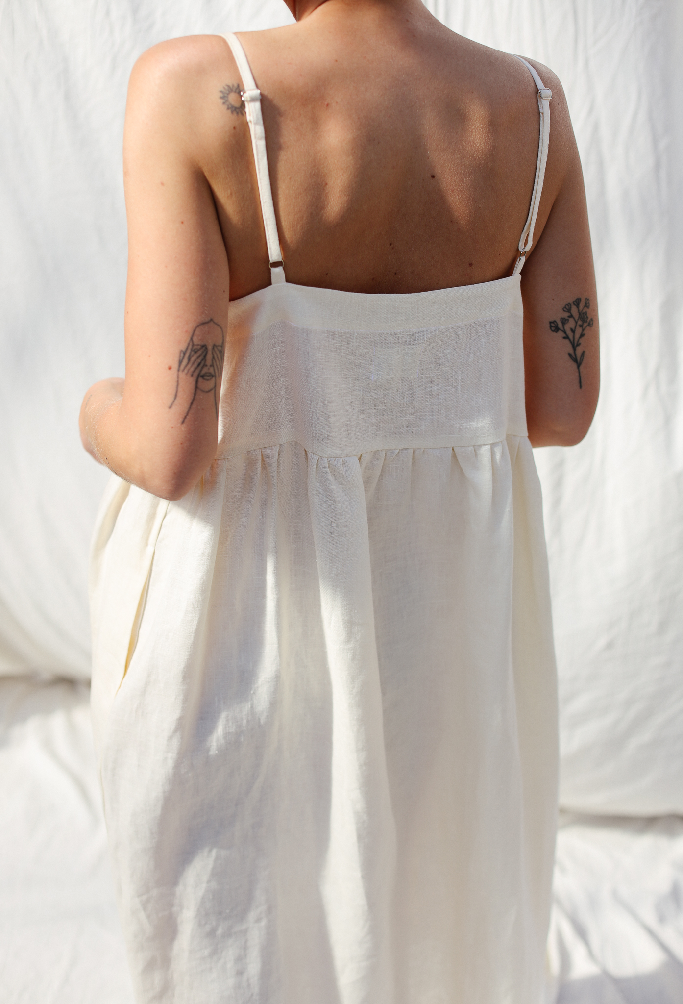 Adjustable straps summer linen dress ELOISE in ivory color – OffOn