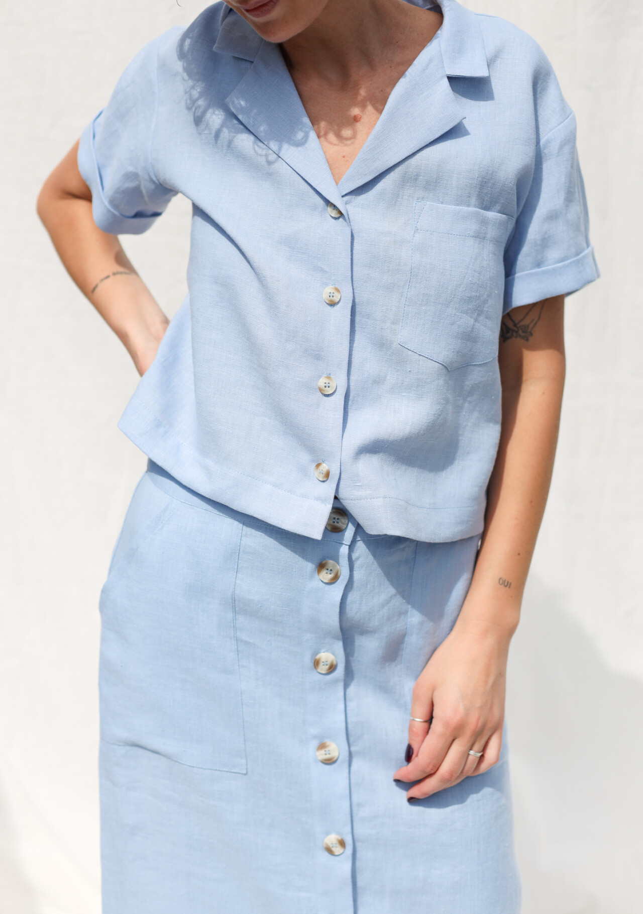 Relaxed fit revere collar linen top – OffOn