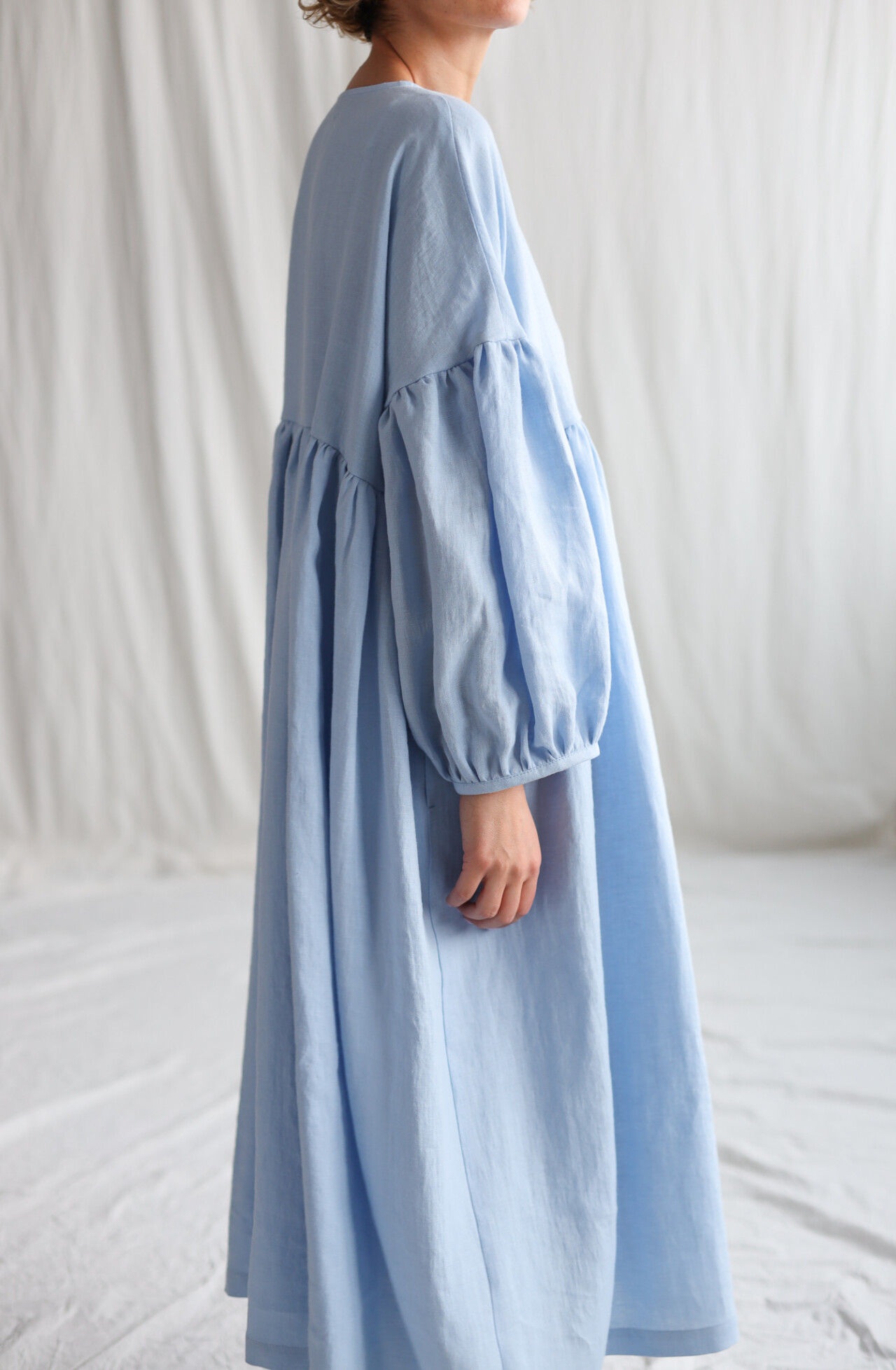 Sky Blue linen oversized voluminous sleeves dress GRETA – OffOn