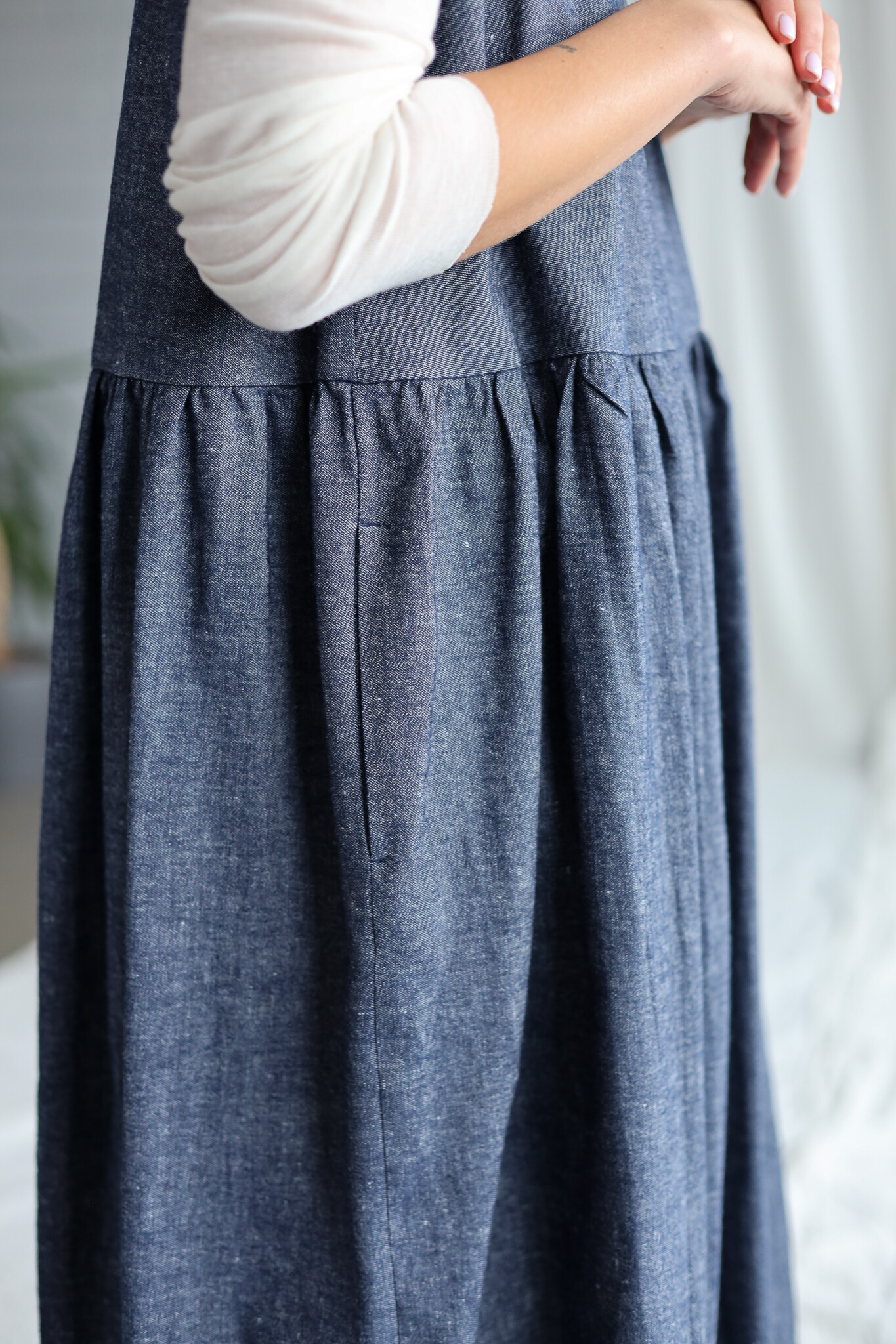 Sleeveless linen and wool loose fit smock dress – OffOn