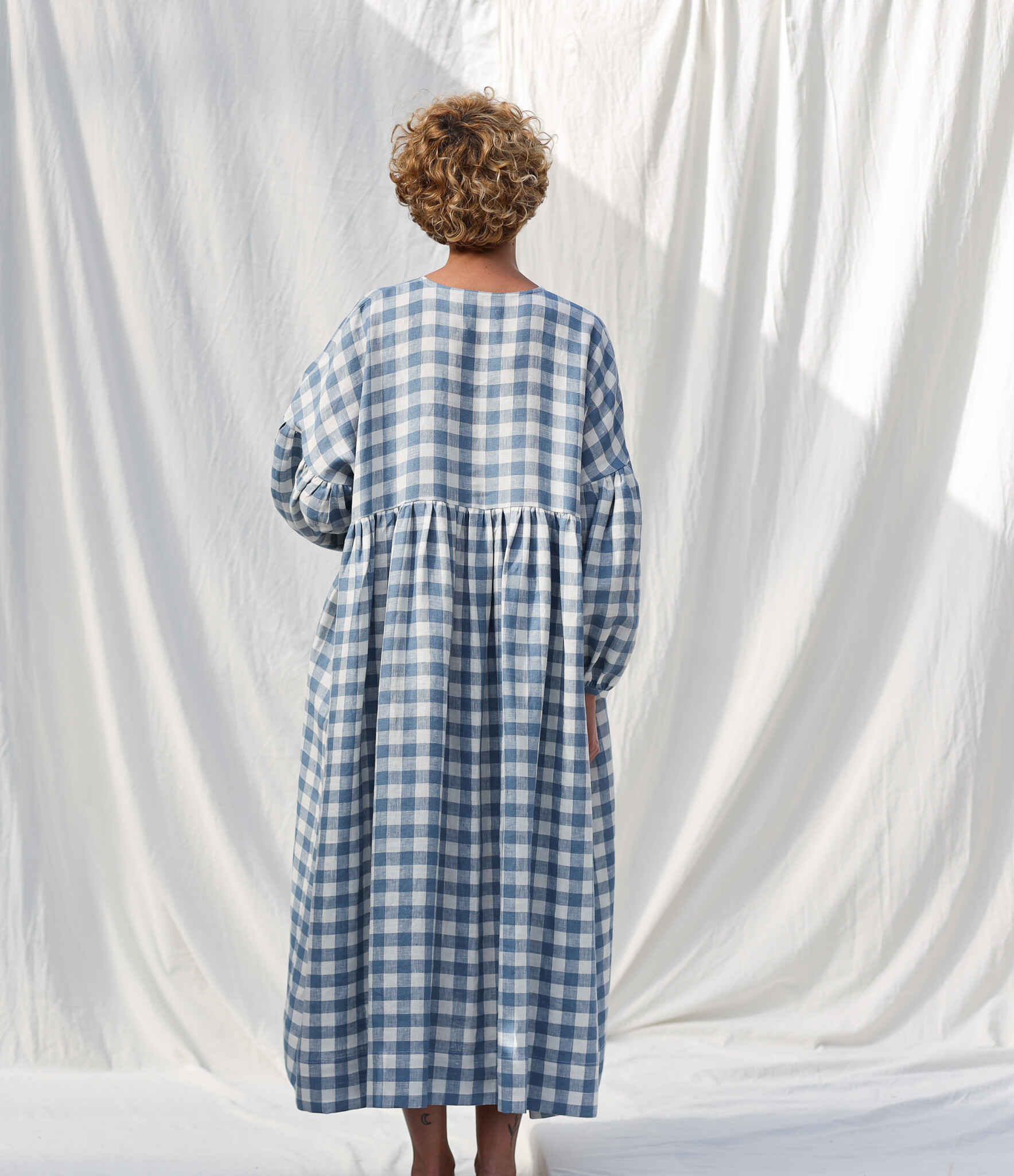 Light blue checks oversized voluminous sleeves linen dress GRETA – OffOn